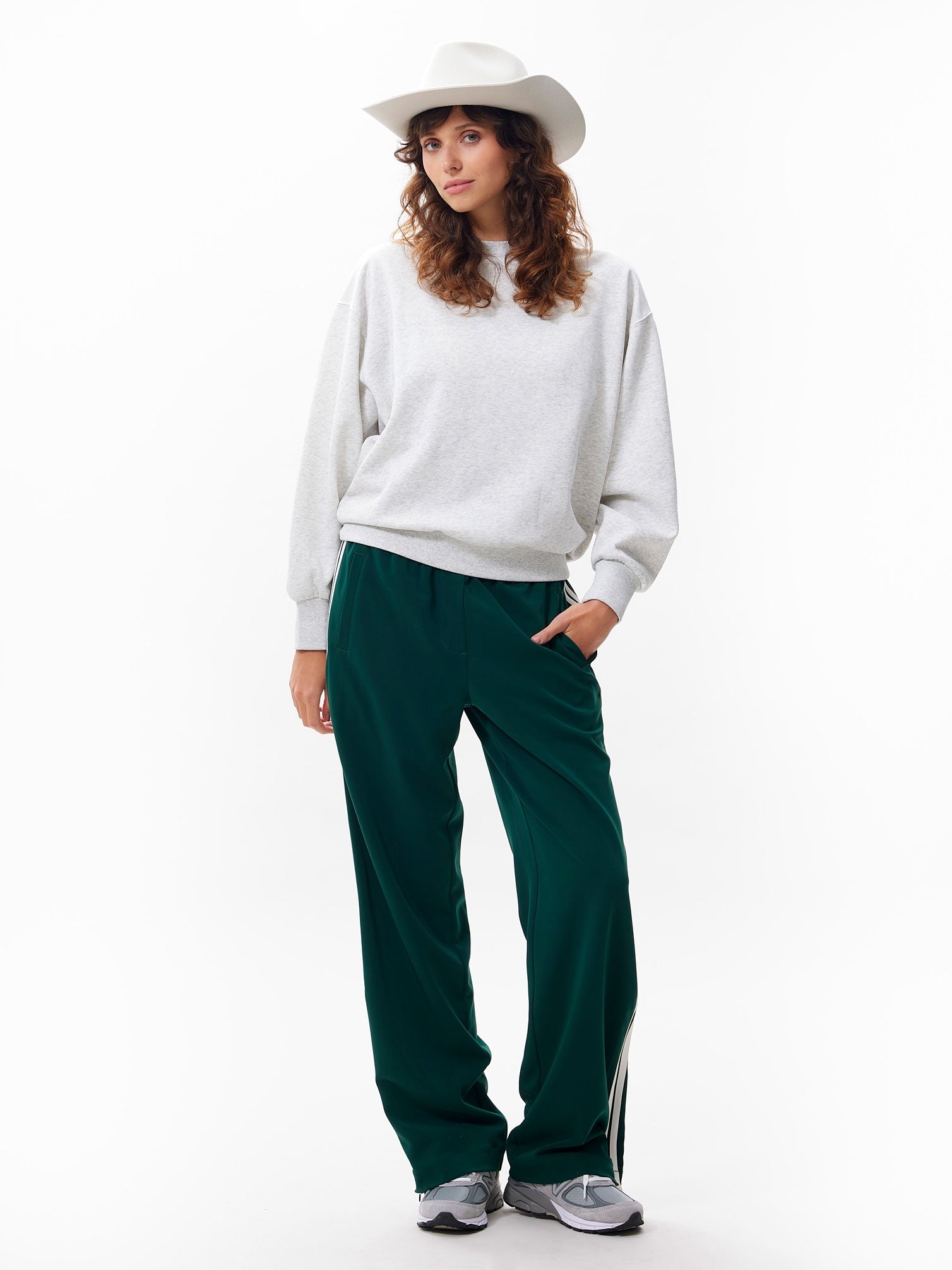Back detail sweater | Light Grey Melange – Catwalk Junkie