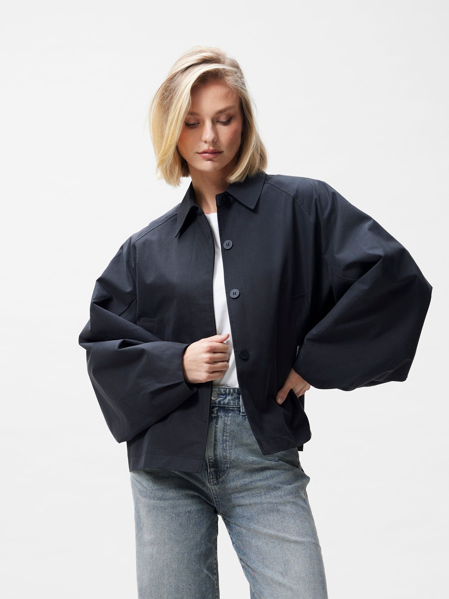 Cape jacket | Black – Catwalk Junkie